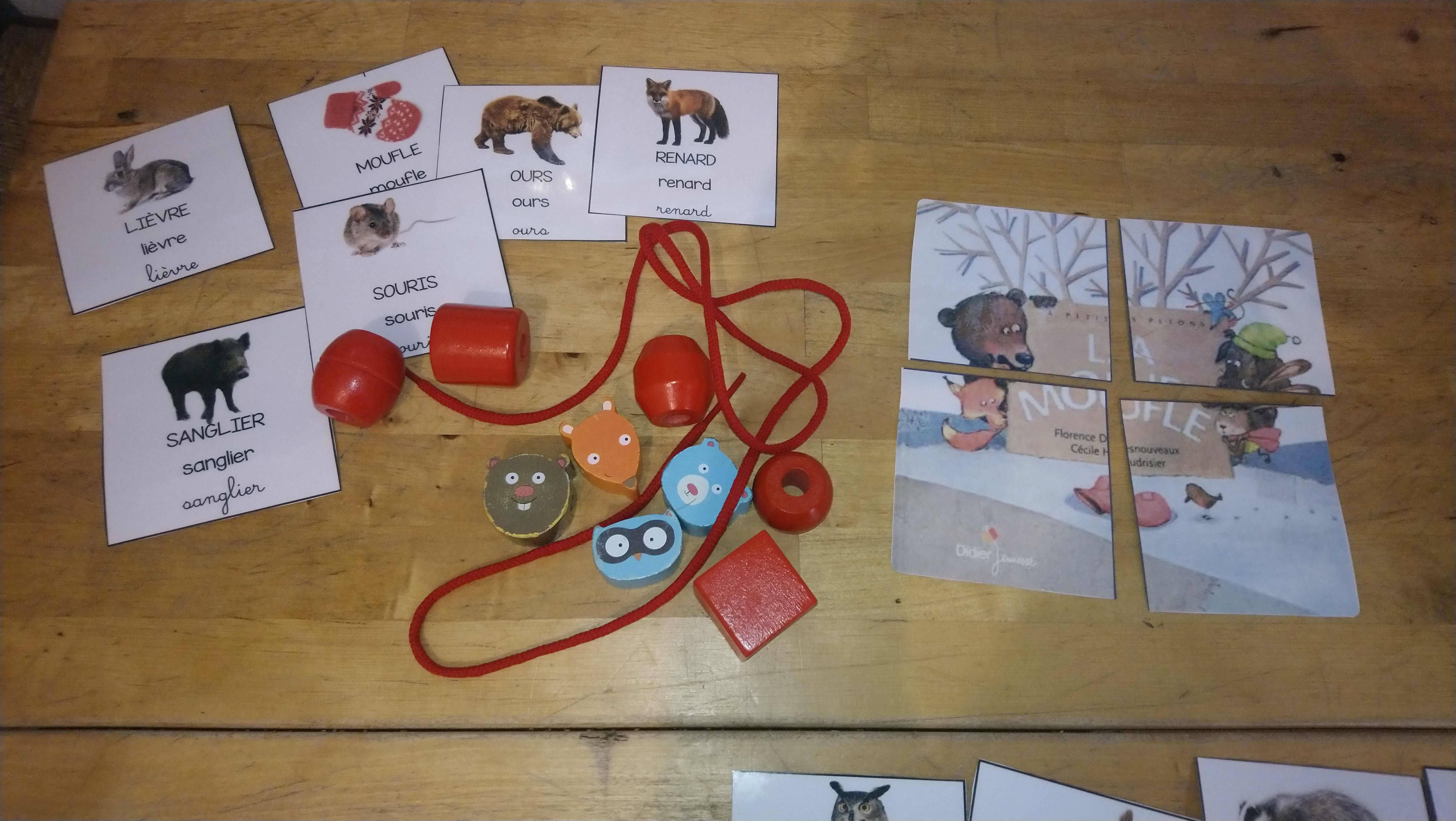 Activités autour de la moufle – Maman des fauves